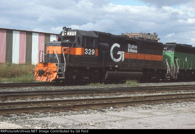 B&M 329(GP-40)